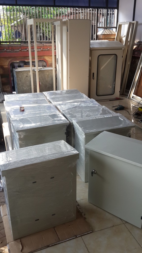 Box Wall Mounting outdoor | Tukang Box Panel